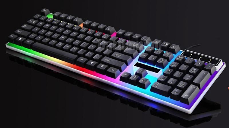 Bàn phím laptop chơi game có tốt không? Có nên mua bàn phím rời?