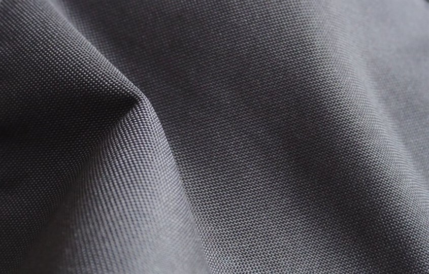 Vải nylon là gì? Ưu nhược điểm, phân loại và ứng dụng vải nylon