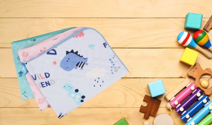 Top 10 tấm lót chống thấm cho bé tốt hiện nay được các mẹ tin dùng