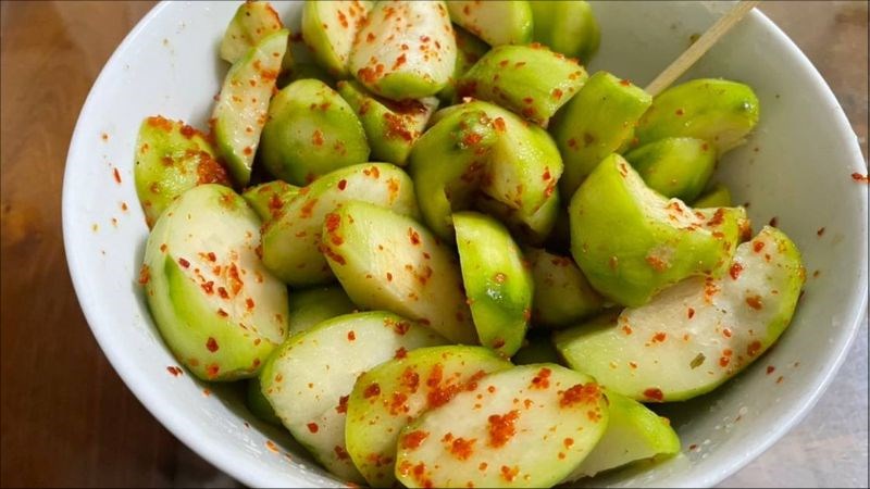 Quả cóc có tác dụng gì? 17 lợi ích sức khỏe của quả cóc