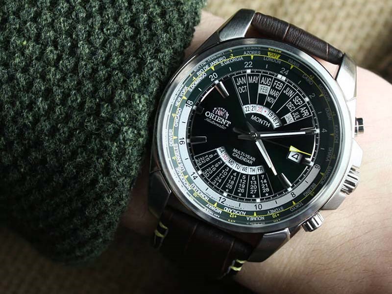 Đồng hồ Orient lịch vạn niên: Đánh giá chi tiết về thiết kế, bộ máy ...