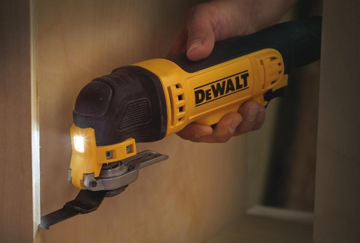 Máy cắt rung là gì? Ưu điểm và ứng dụng của máy cắt rung đa năng