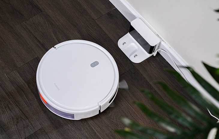 Hướng dẫn cách sạc pin robot hút bụi Xiaomi tại nhà đơn giản