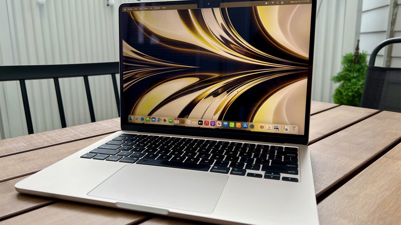 So sánh MacBook Pro và MacBook Air, nên chọn mua sản phẩm nào?