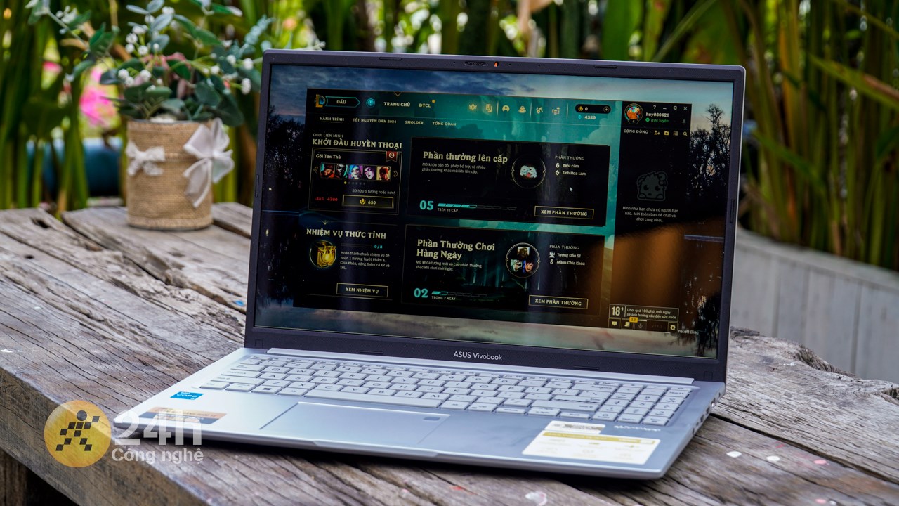 Đánh giá ASUS Vivobook 15 X1504ZA: Thiết kế tối giản, hiệu năng tốt