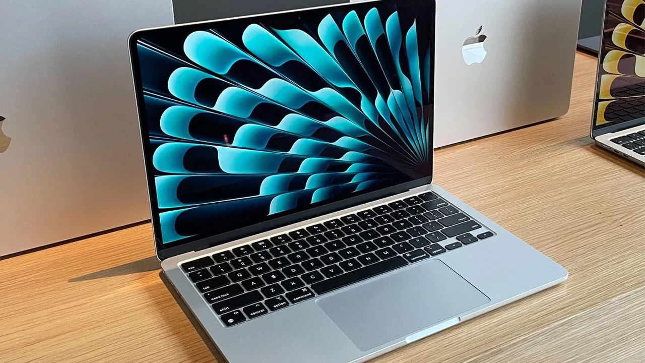 Đánh giá MacBook Air M3 13 inch: Chiếc máy tính di động hoàn hảo