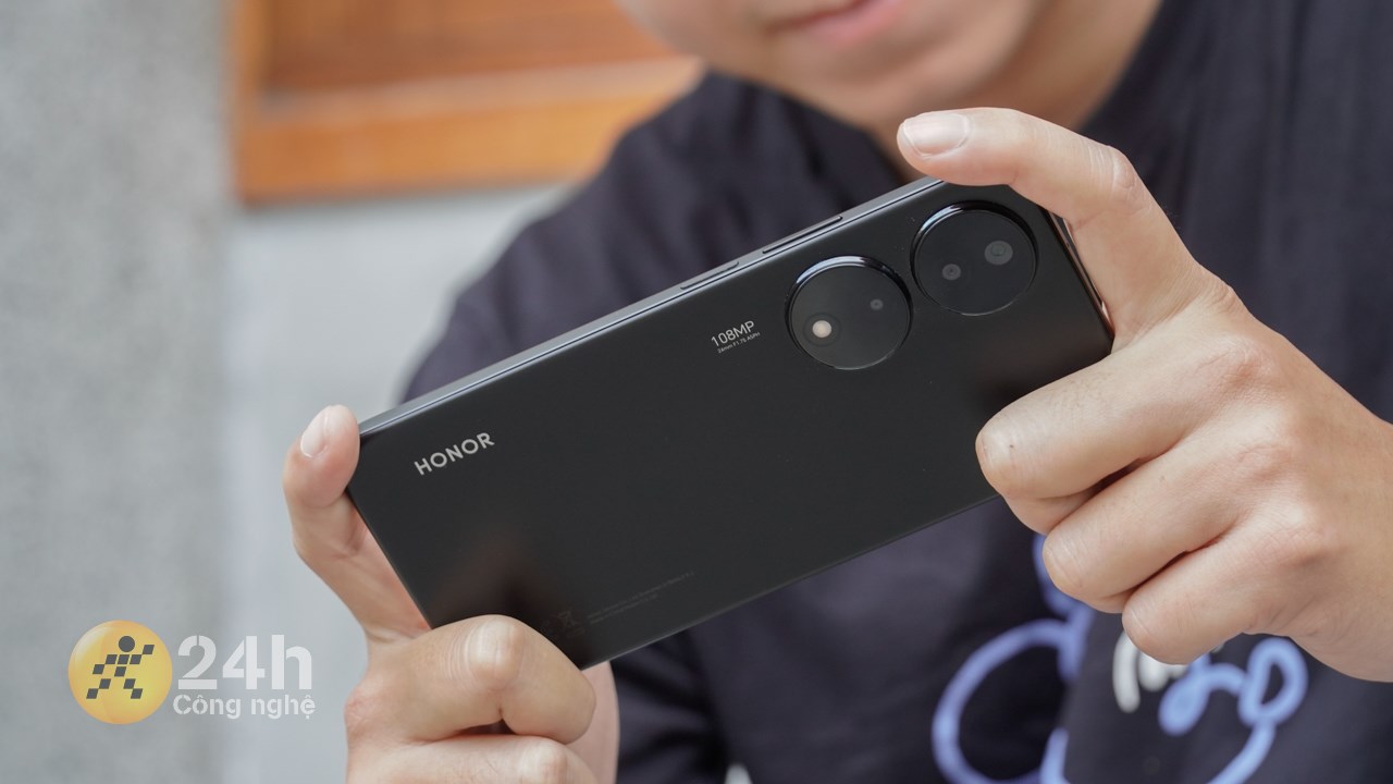 Trên tay HONOR X7b: Thiết kế bắt mắt, Snapdragon 680, pin 6.000 mAh