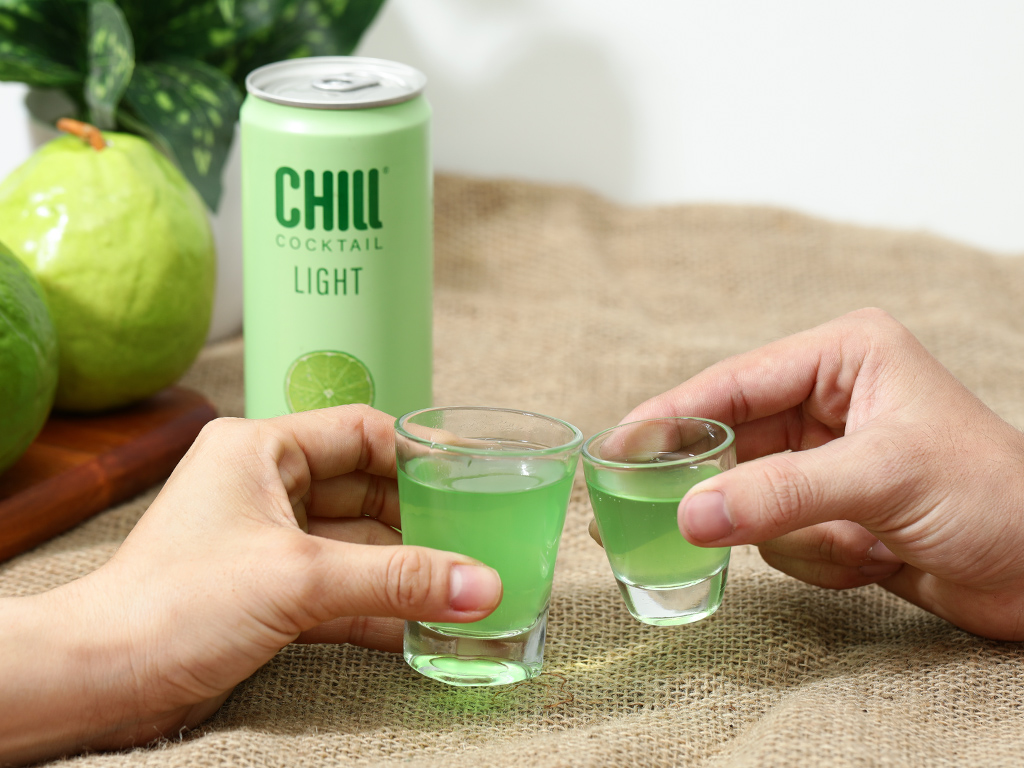 6 lon cocktail chanh Chill Lemon Rum 330ml Bách Hoá XANH