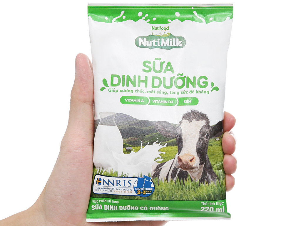 48 bịch Nutimilk có đường 220ml giá tốt tại Bách hoá XANH