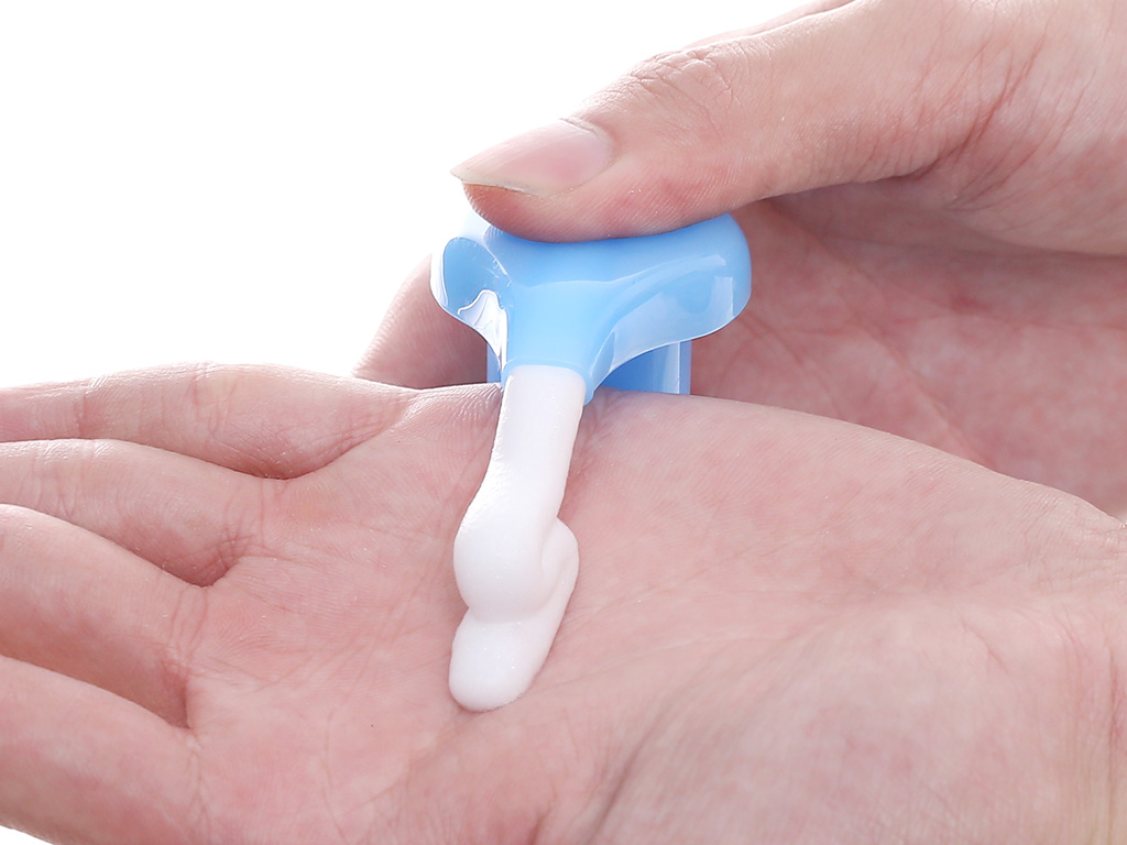 Bọt rửa mặt Senka dưỡng ẩm 150ml giá tốt tại Bách hóa XANH