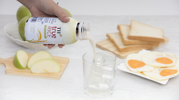 6 chai nước gạo rang TH True Rice 300ml tại Bách hoá XANH