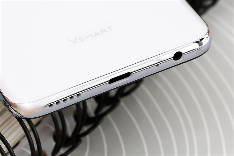 Vsmart Live 4GB/64GB | Giá rẻ, chính hãng, nhiều khuyến mãi
