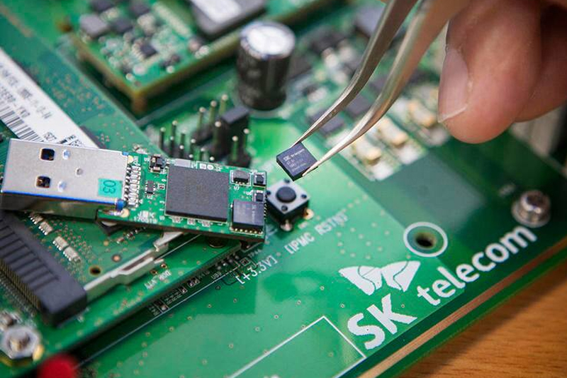 Samsung Galaxy Quantum 2 - Cập nhật thông tin, hình ảnh, đánh giá