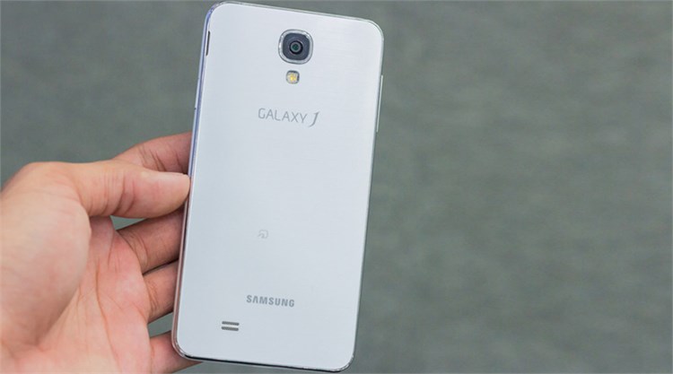 Samsung Galaxy J - Smartphone Android | Thegioididong.com