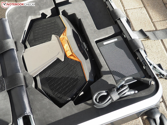 Asus ROG GX700 | thegioididong.com