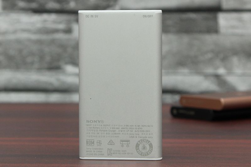 Sạc dự phòng Sony 5000mAh Polymer CP-S5 | Thegioididong.com