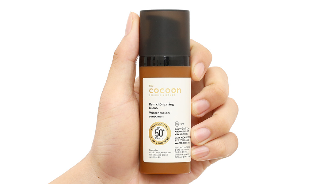 Kem chống nắng bí đao Cocoon SPF50+/ PA++++ cho da nhạy cảm, dầu mụn chai 50ml - 08/2024 ...