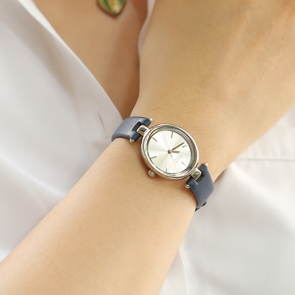 Đồng hồ Nữ Titan 2579SL01 - chính hãng