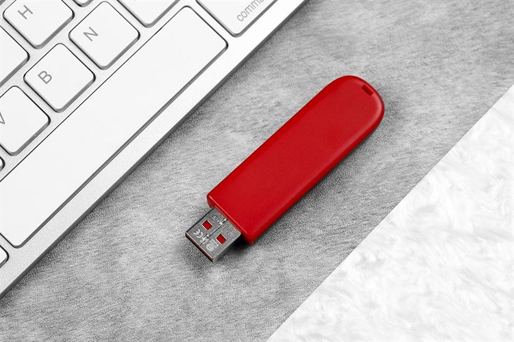 USB 2.0 16GB Adata AC008 giá rẻ, bảo hành đổi trả