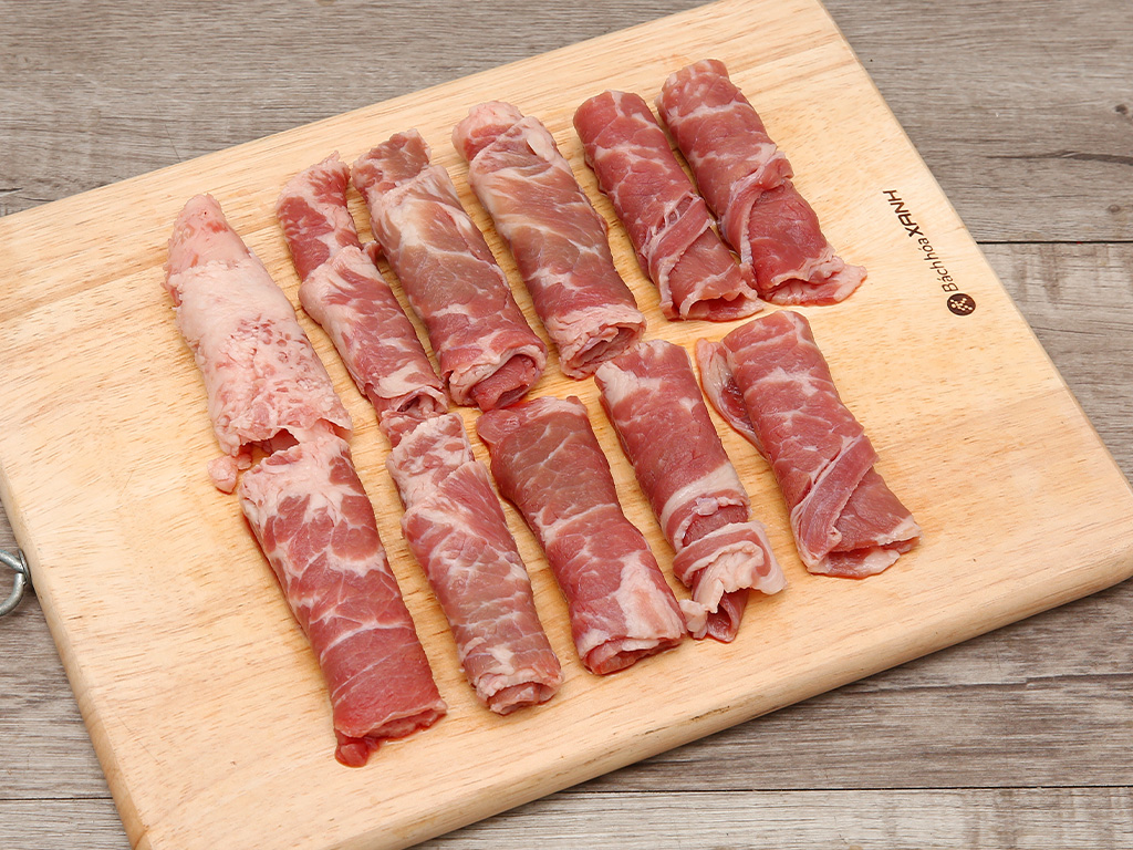 Gù bò Úc đông lạnh Mr.T khay 300g giá tốt tại Bách Hoá XANH