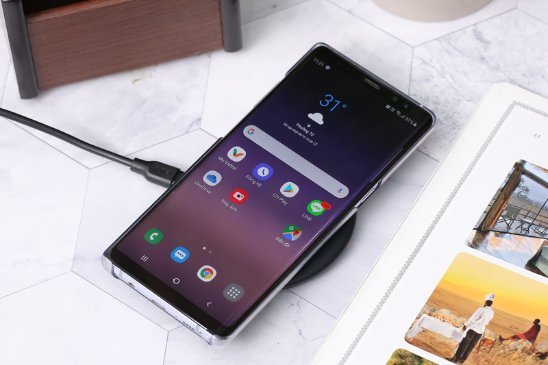 Đế sạc không dây 9W Qi Type C Samsung EP-P1100 Đen - giá rẻ, chính hã