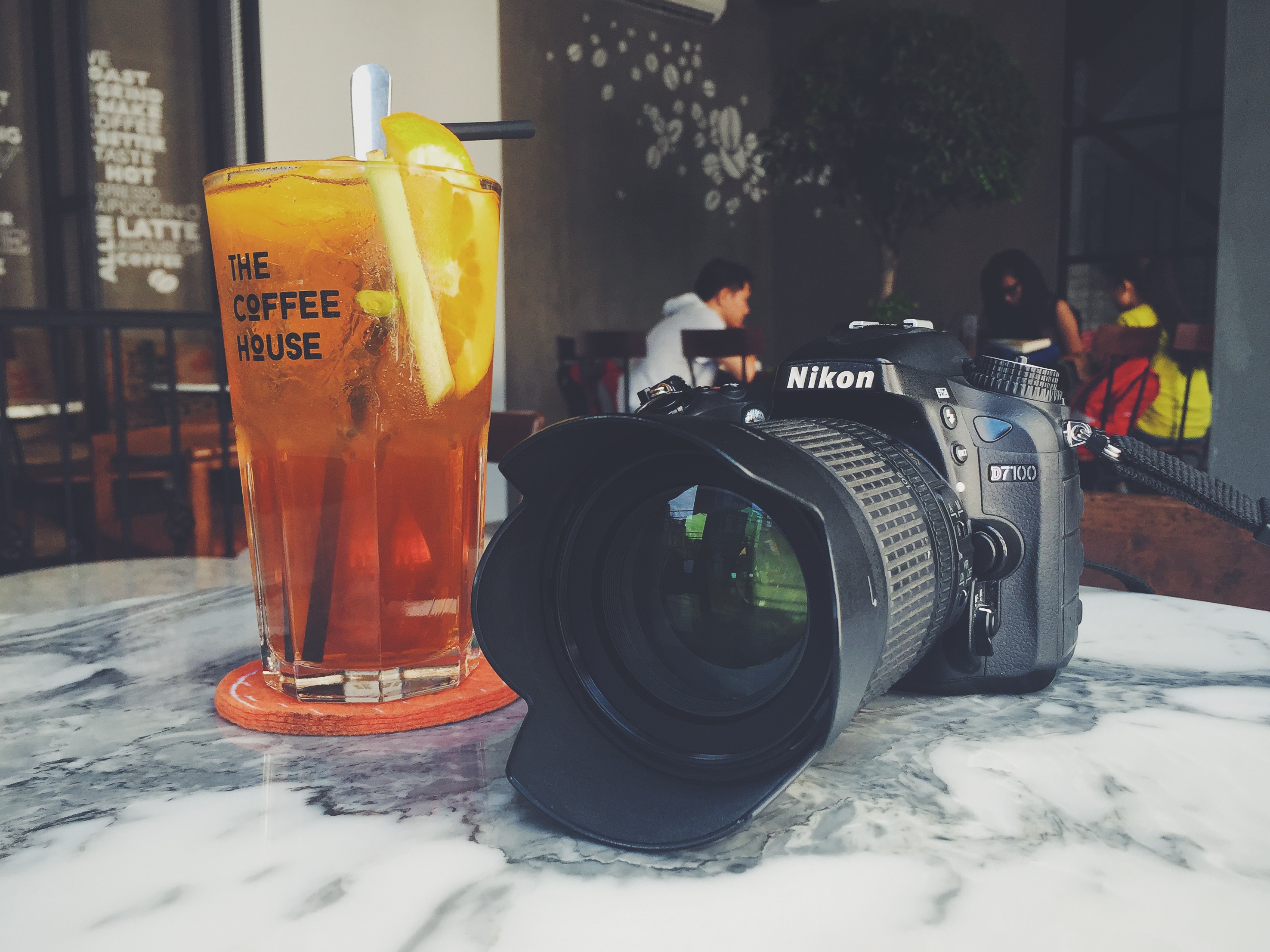 So sánh chi tiết Điện thoại Ericsson GH688 với iPhone 6 16GB ...