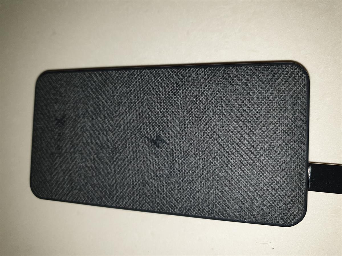 Sạc dự phòng không dây Polymer 10.000mAh Type C PD QC3.0 Xmobile P66D