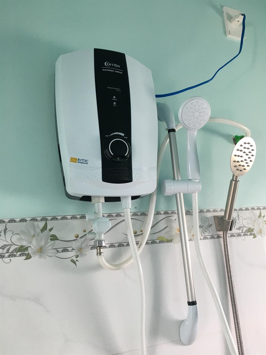 Máy nước nóng Centon 8338E 4500W - giá tốt, chính hãng, có trả góp 0%