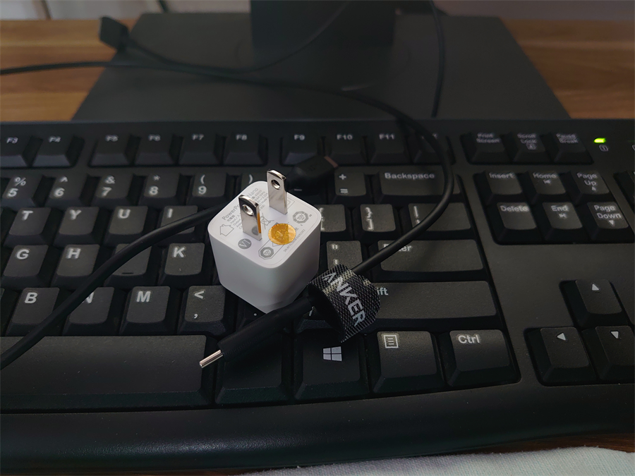 Adapter Sạc Type C PD 20W Anker PowerPort III Nano A2633 Trắng