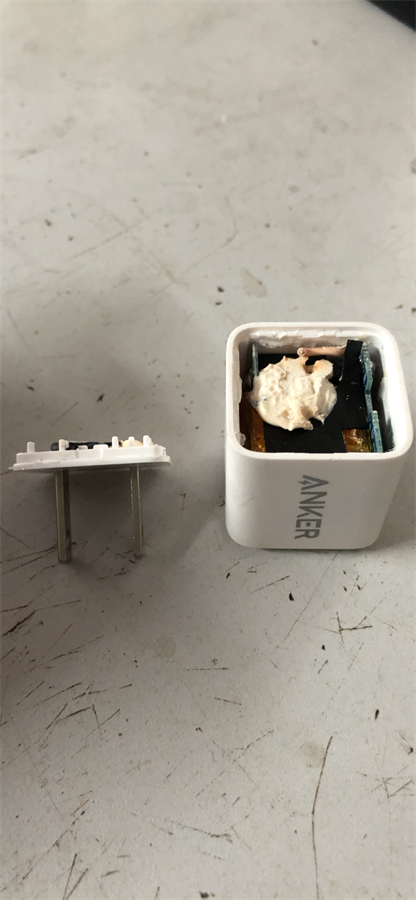 Adapter Sạc Type C PD 20W Anker PowerPort III Nano A2633 Trắng