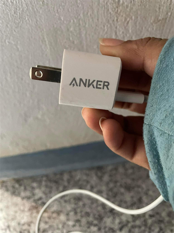 Adapter Sạc Type C PD 20W Anker PowerPort III Nano A2633 Trắng
