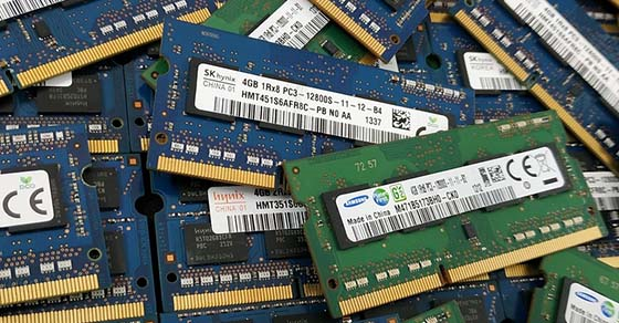 Giải thích random access memory là gì và cách hoạt động