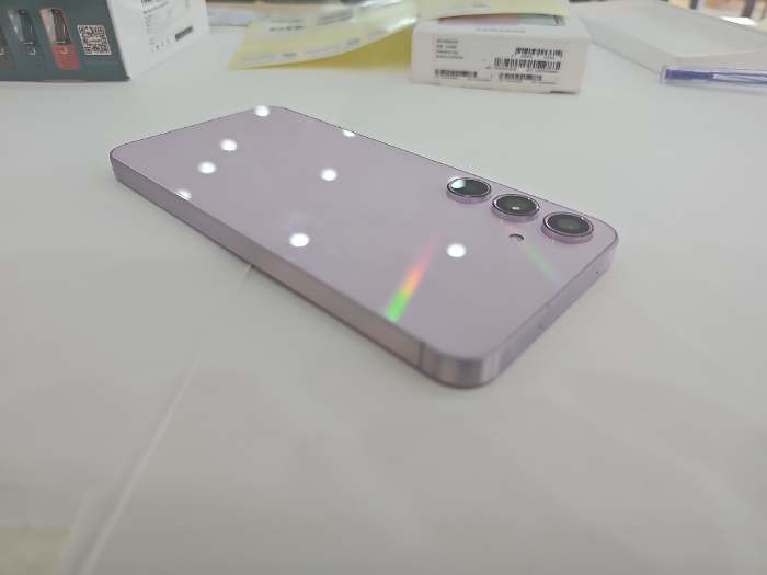 Mua Samsung Galaxy A55 (5G) A556E (8G+256G) Tím cũ, rẻ hơn từ 30-70% so ...